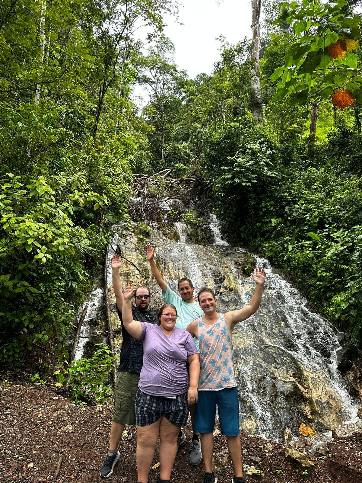 Share - Jennifer Musgrove Awesome Adventure Memories – Guide Yordan