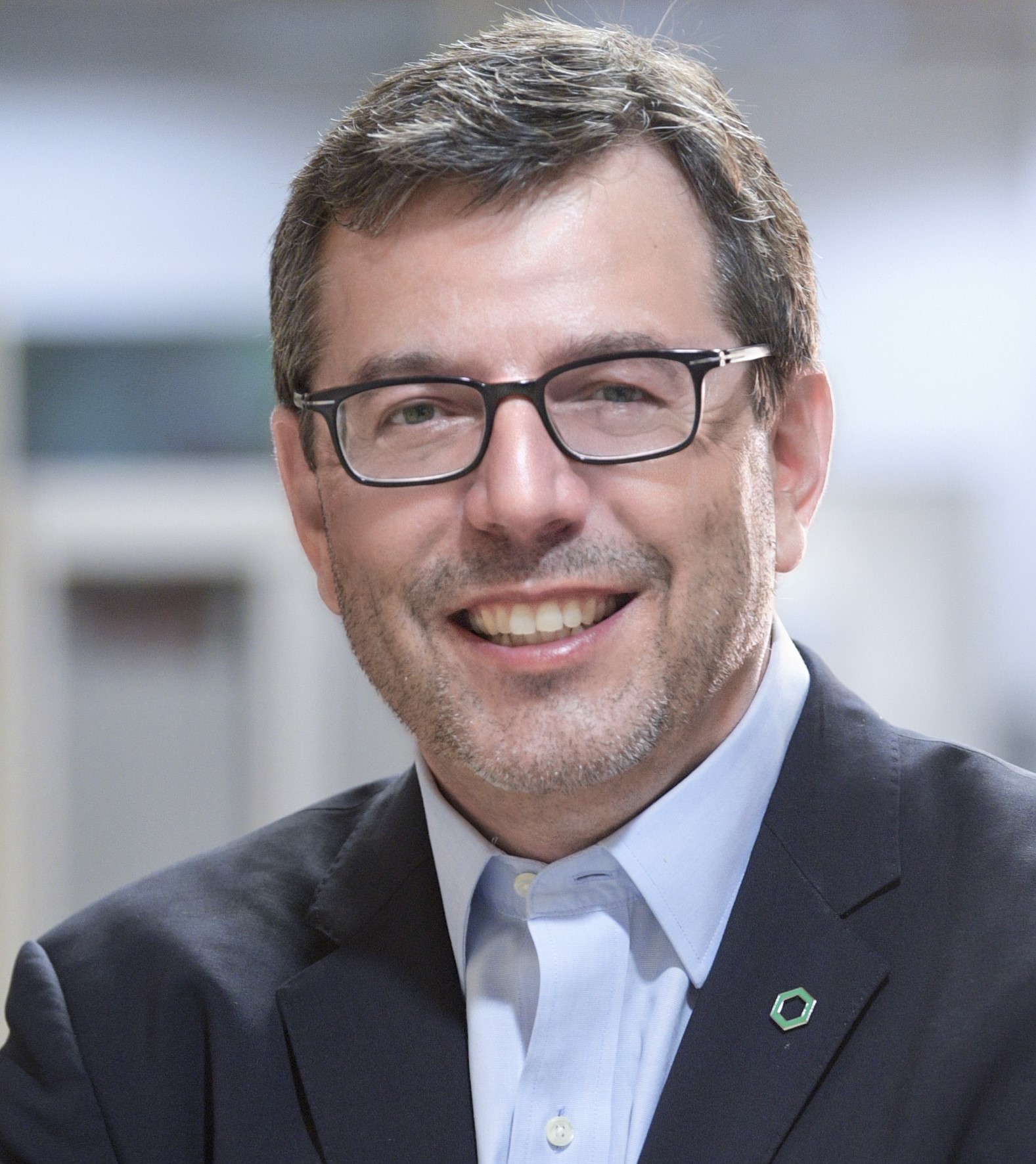 Louis Rhéaume: le président de Desjardins Bank répond aux besoins des ...