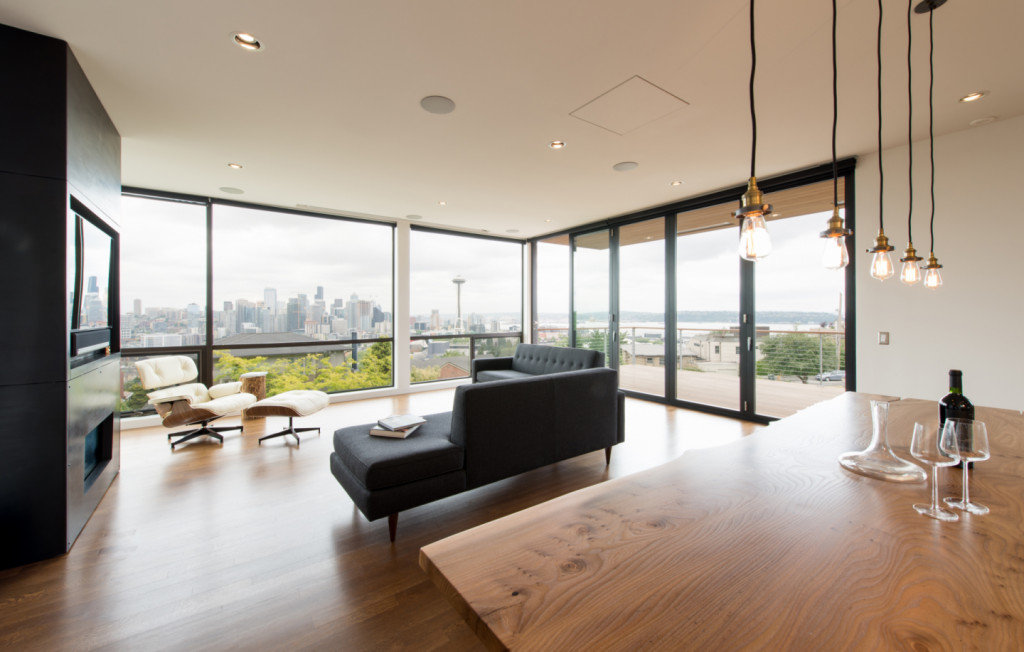 3 Reasons to Install Large Windows in Your Home or Office | LaCantina Doors