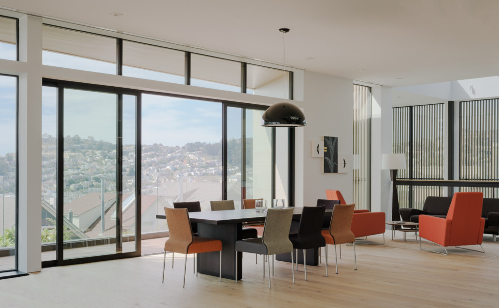 3 Reasons to Install Large Windows in Your Home or Office | LaCantina Doors