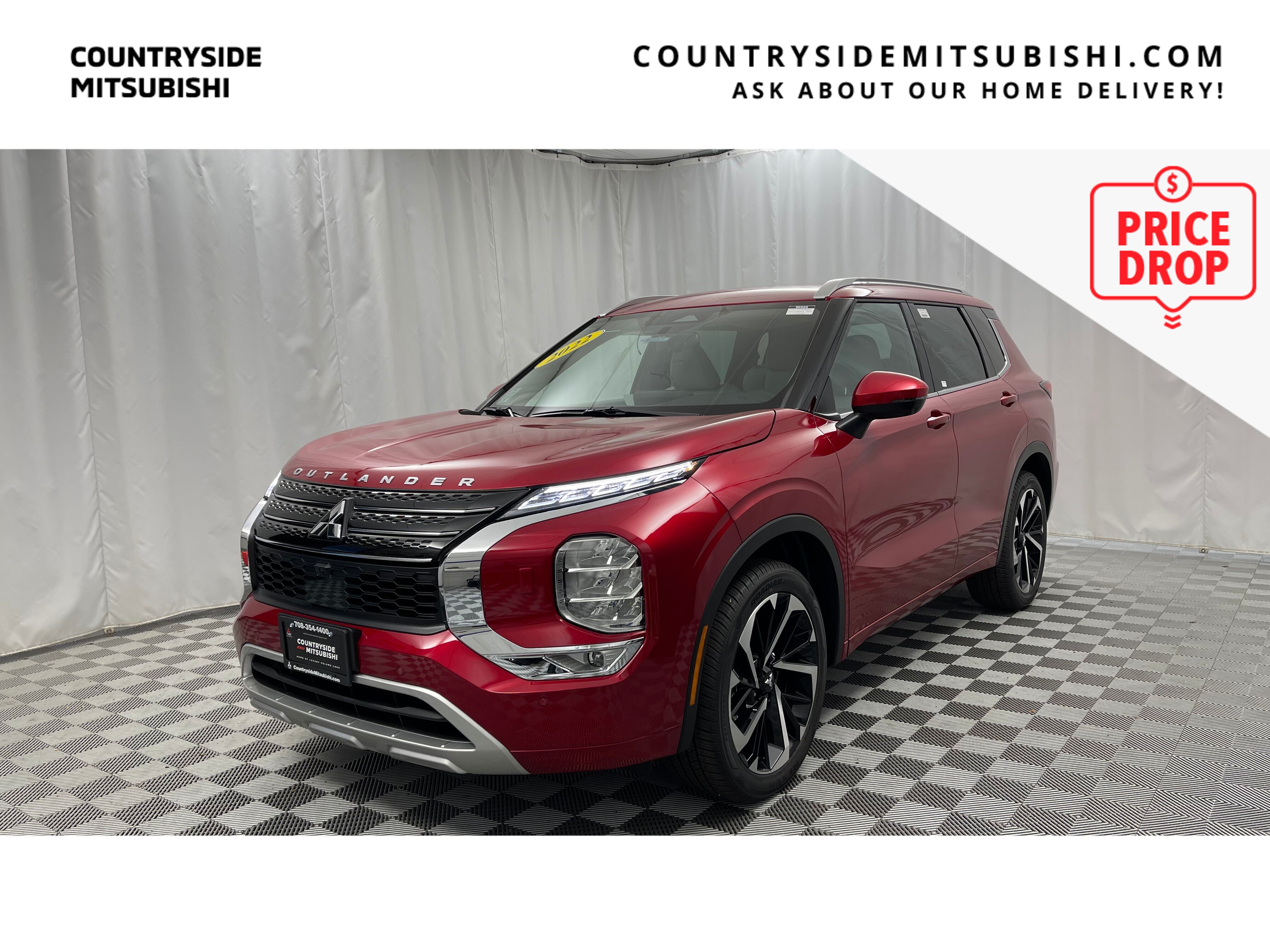 Mitsubishi Outlander 2022 Red