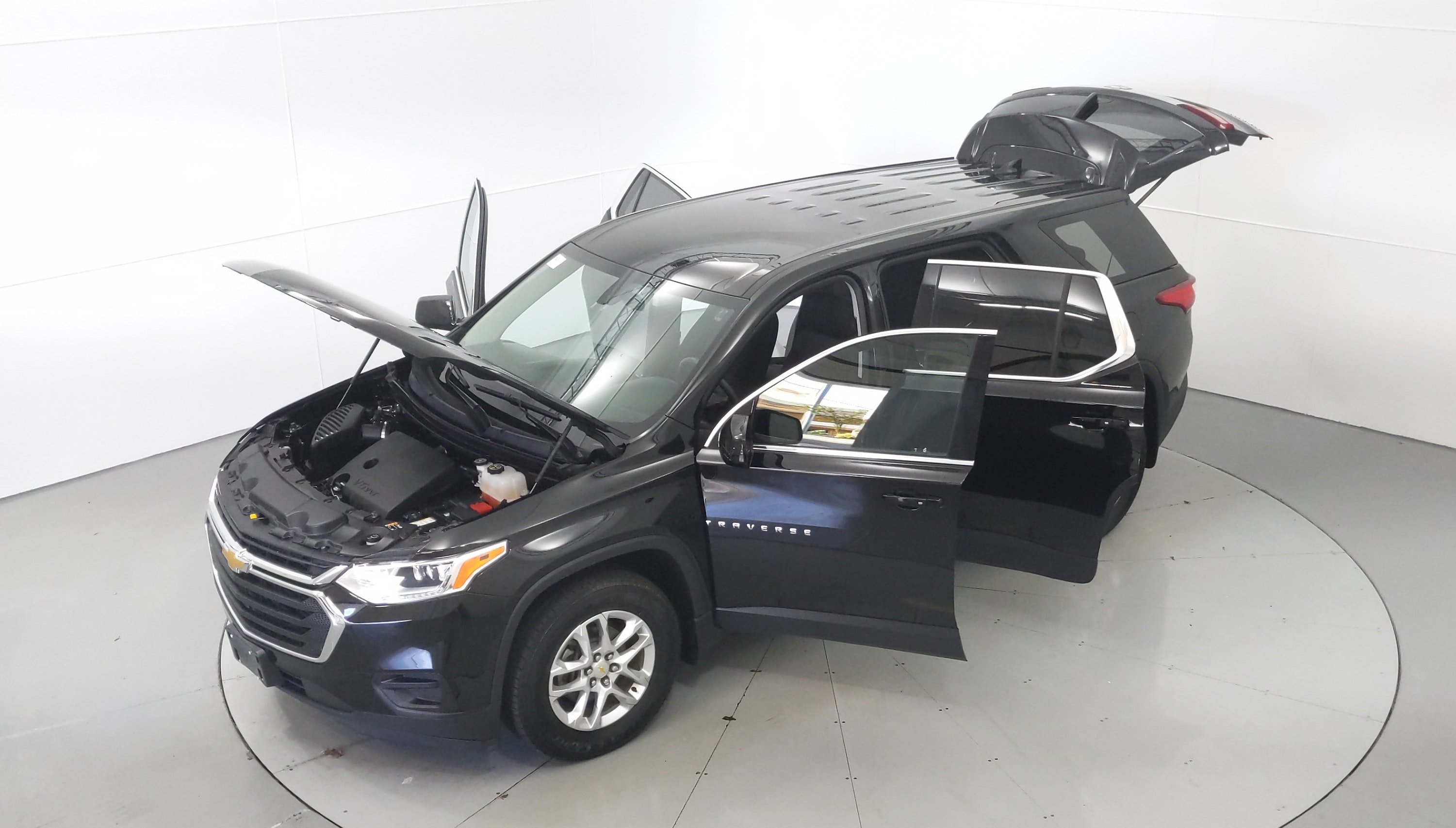 2019 Chevrolet Traverse LS FWD 4D Sport Utility – Tom Gill Chevrolet