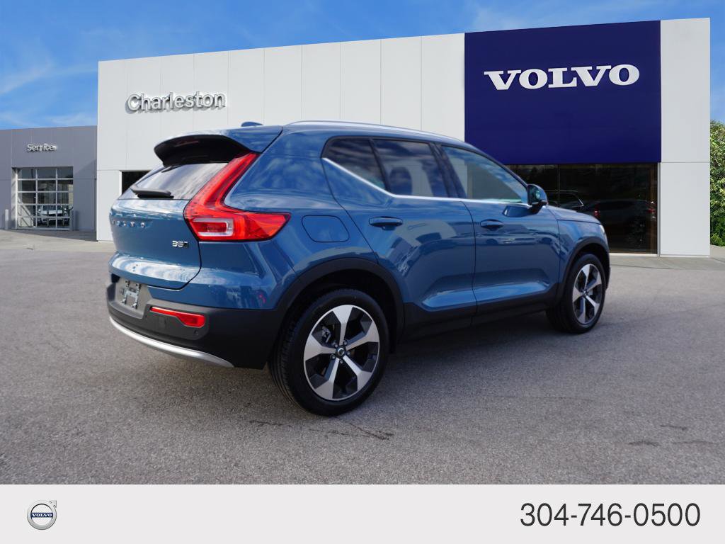 New 2023 Volvo XC40 Ultimate Bright Theme Sport Utility in Volvo Cars ...