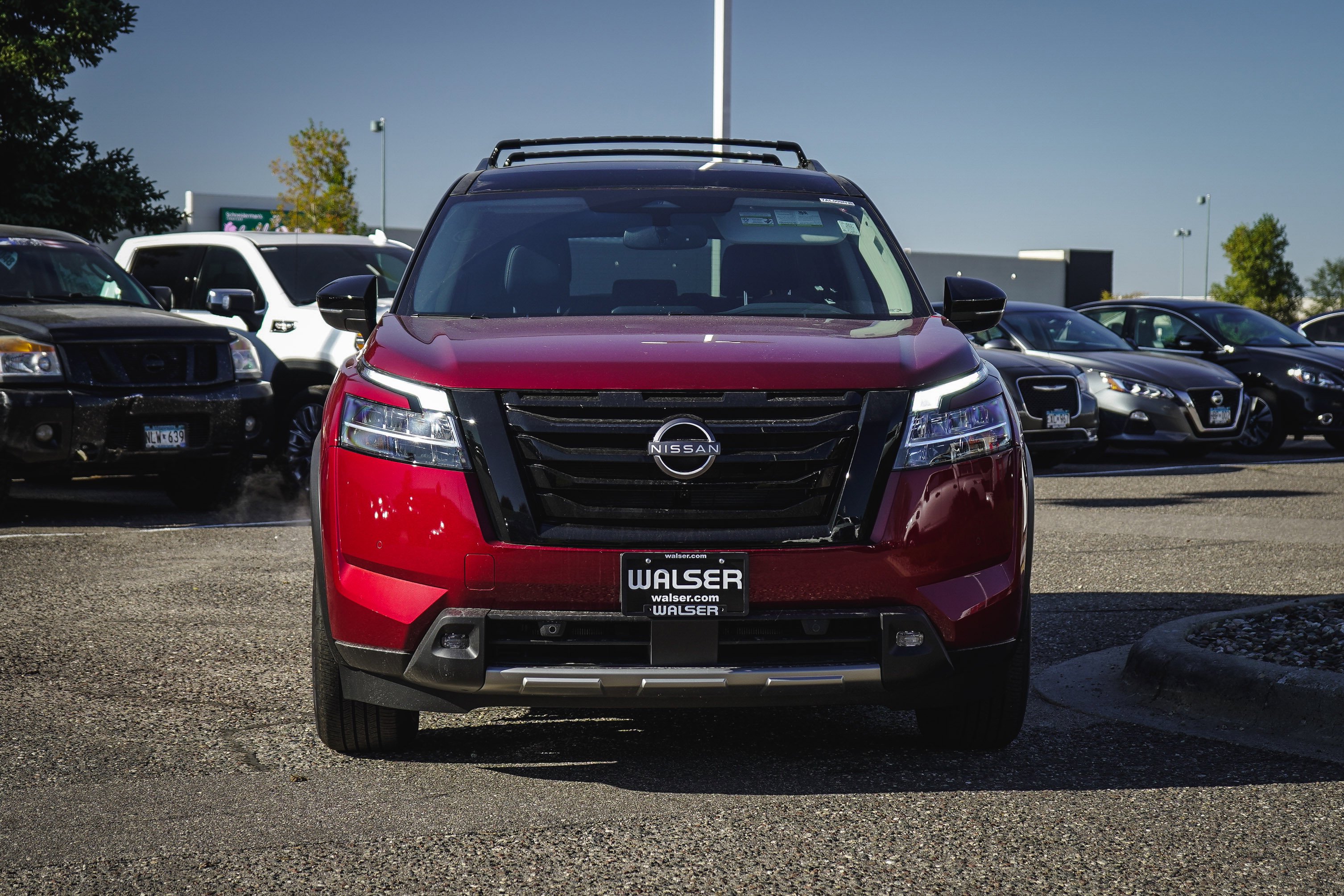 2022 Nissan Pathfinder SL BLACK PKG 4WD in Wayzata #7AL009N | Walser ...