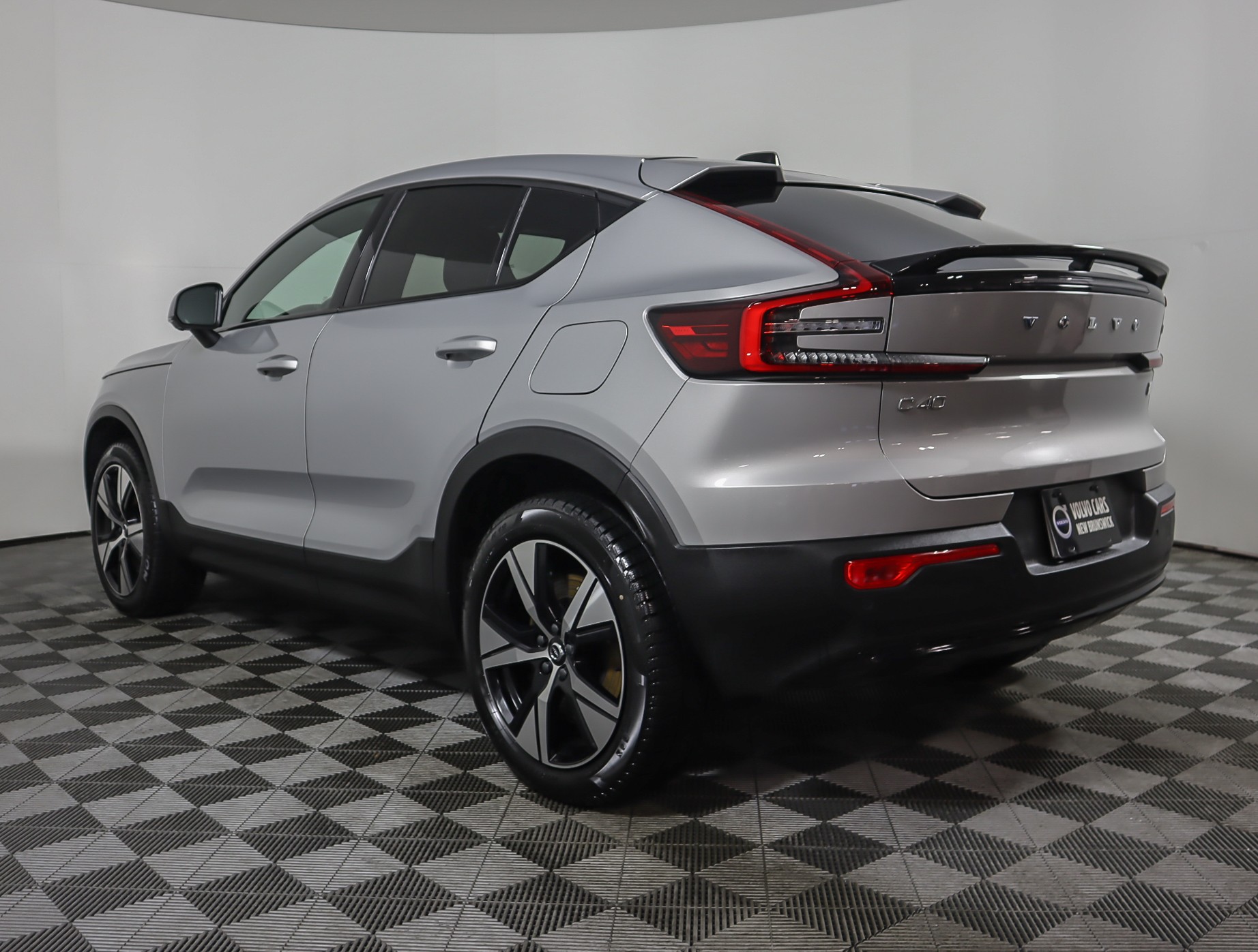 Certified Pre-Owned 2023 Volvo C40 Recharge Pure Electric Twin Ultimate ...