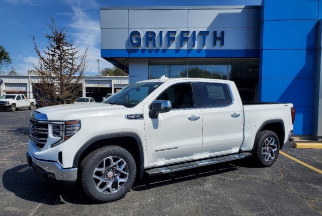 New 2023 GMC Sierra 1500 SLT Crew Cab in Neosho #53026 | Griffith Motor Company