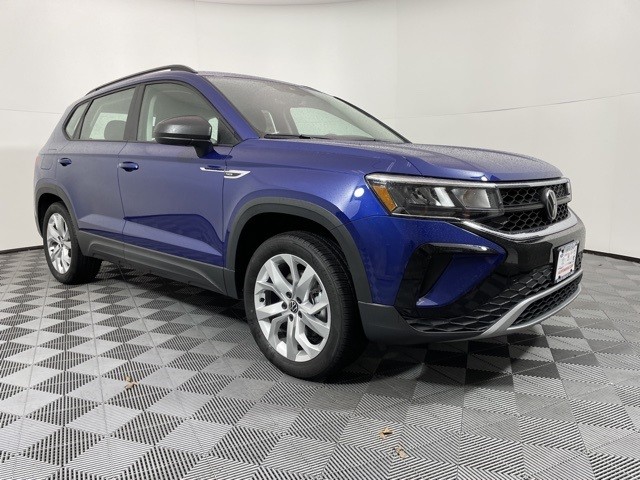 Pre-Owned 2023 Volkswagen Taos 1.5T S 4 Door SUV in O'Fallon #SERVICELOANER1001 | Auffenberg ...