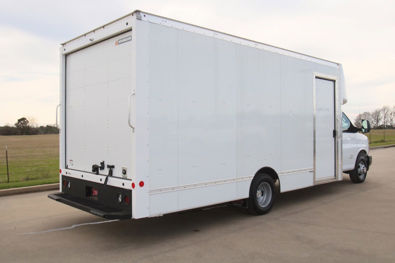 Pre-Owned 2021 Chevrolet Express Commercial Cutaway 4500 Series ...