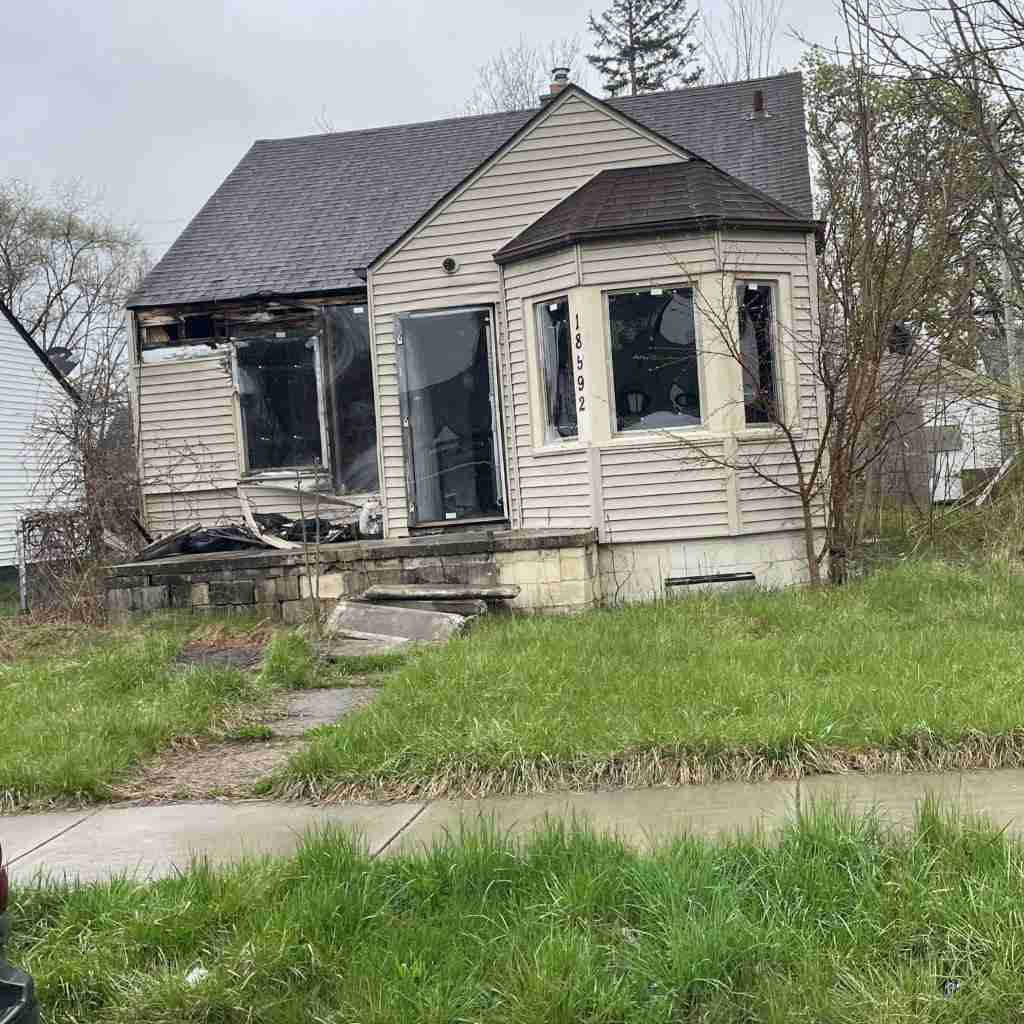 18592 Anglin (2).jpg