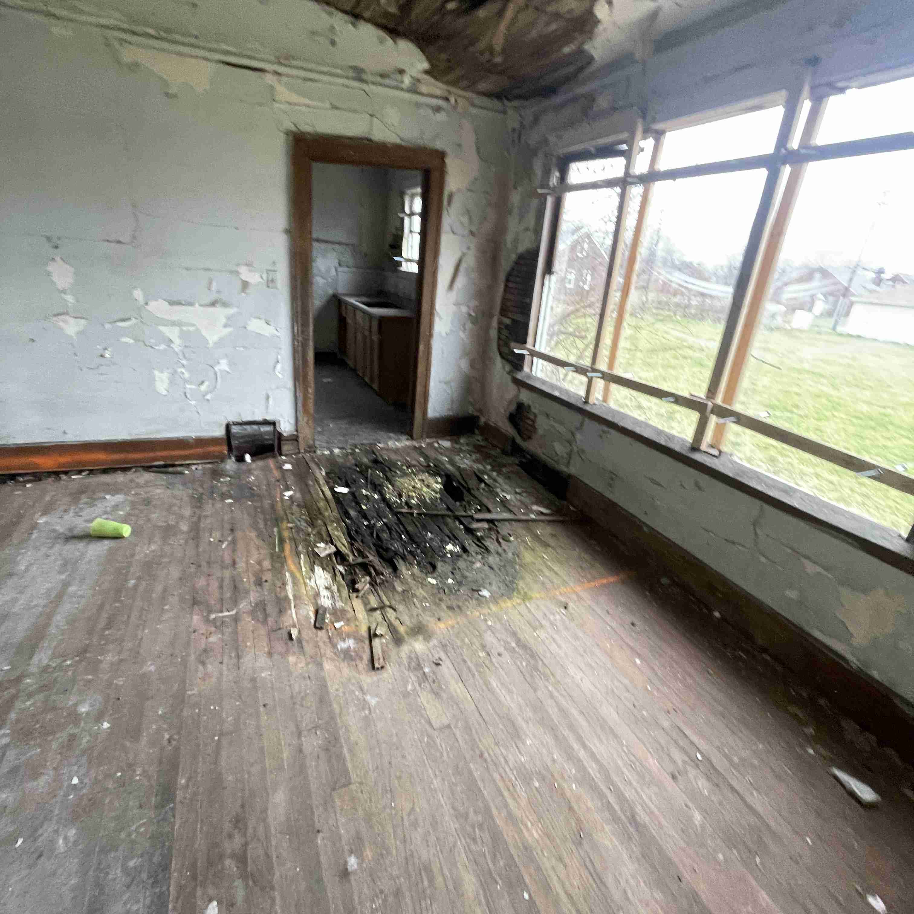 14230 Faircrest (30).jpg