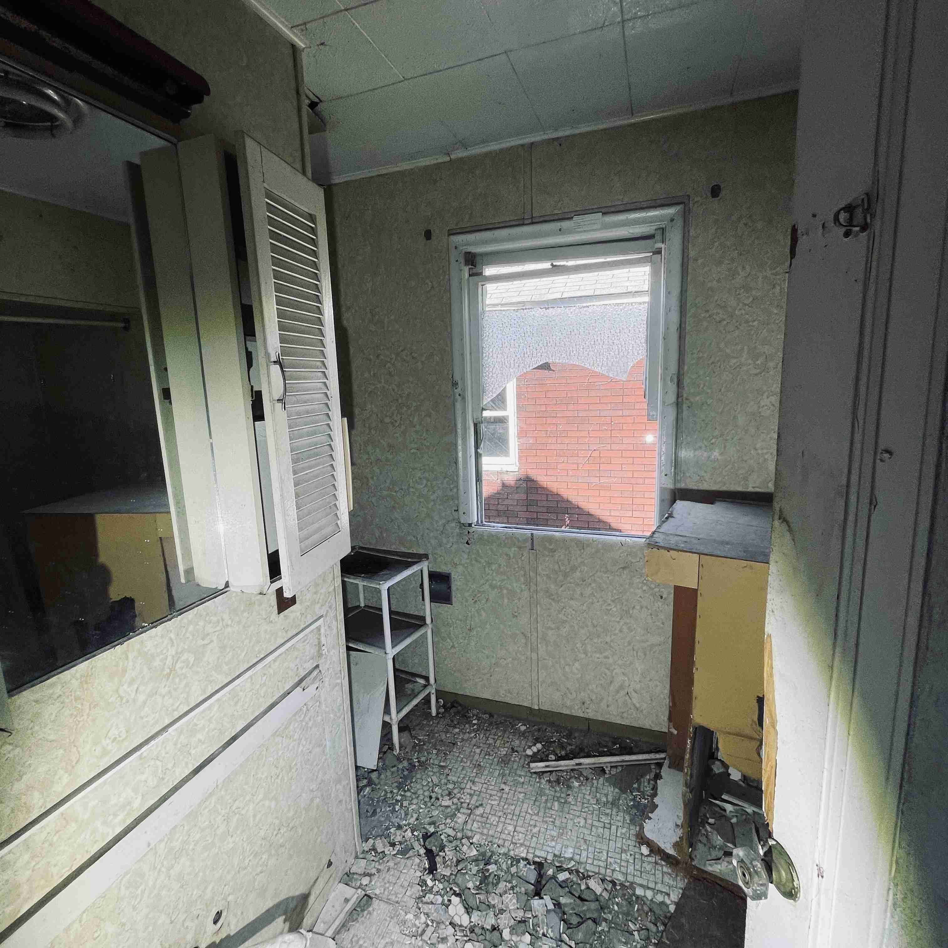 14017 Park Grove (106).jpg