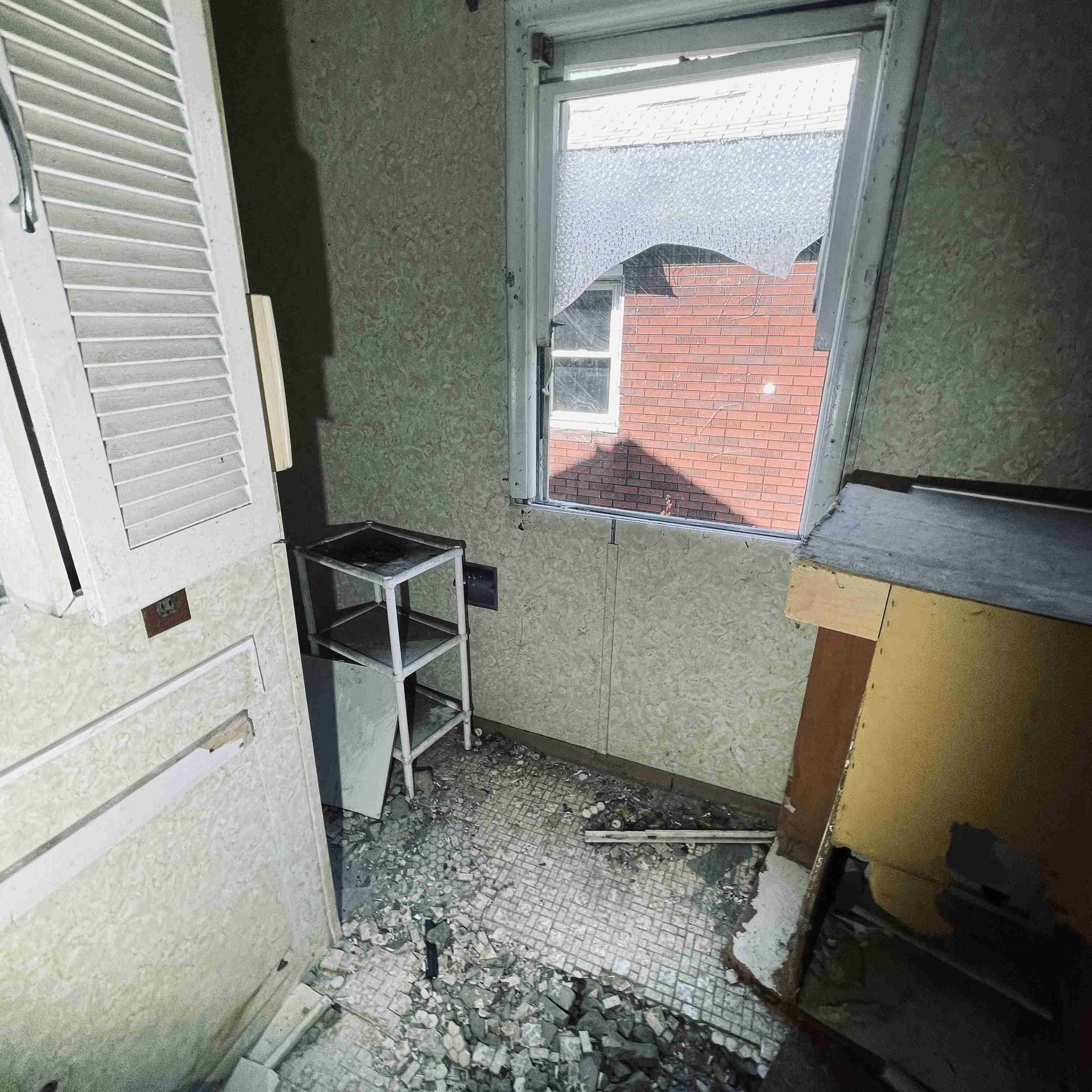 14017 Park Grove (109).jpg