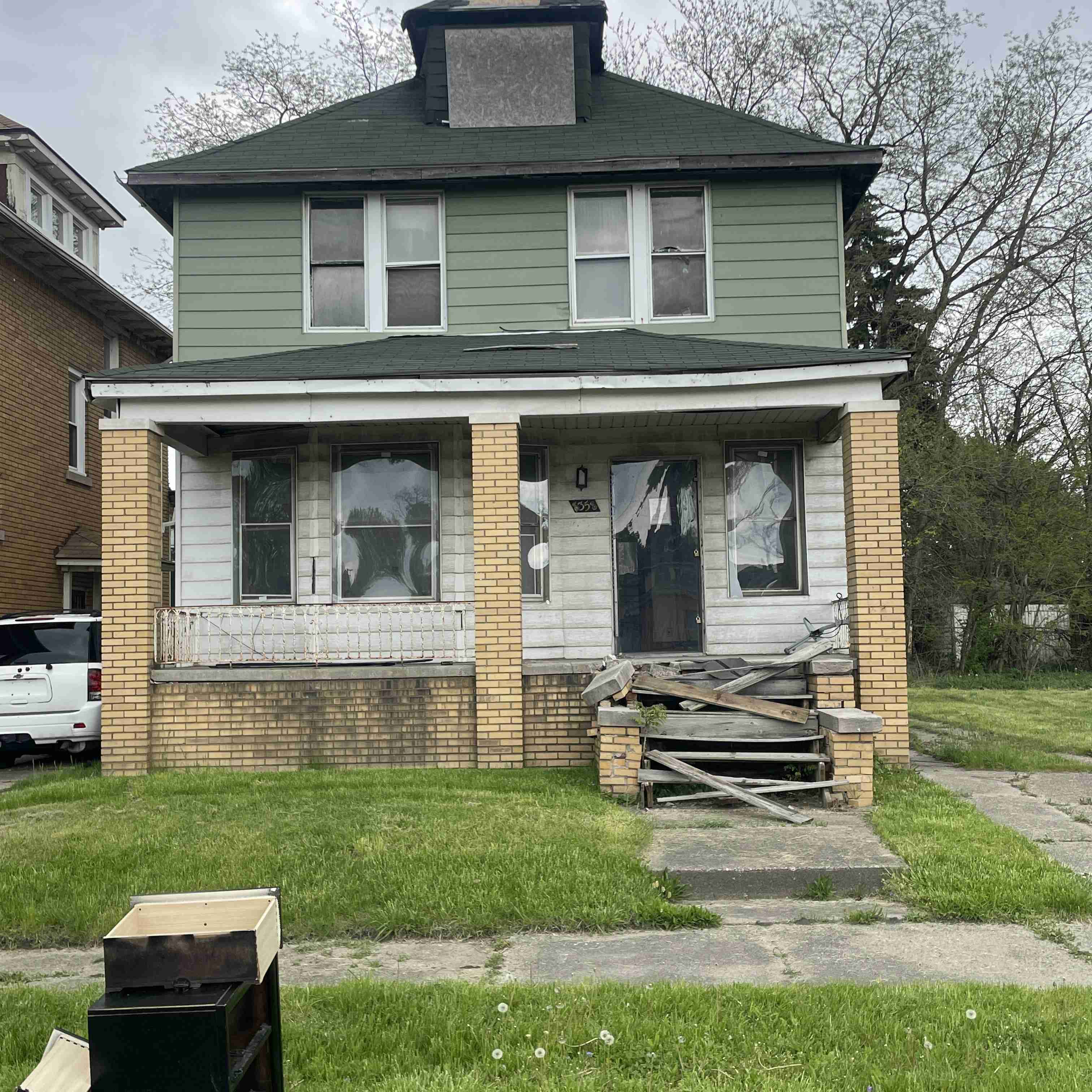 8358 Townsend (3).jpg