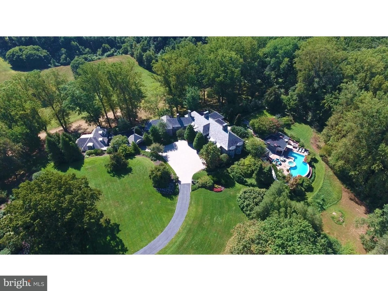 9 Scenic Homes with Amazing Views - Haven Lifestyles