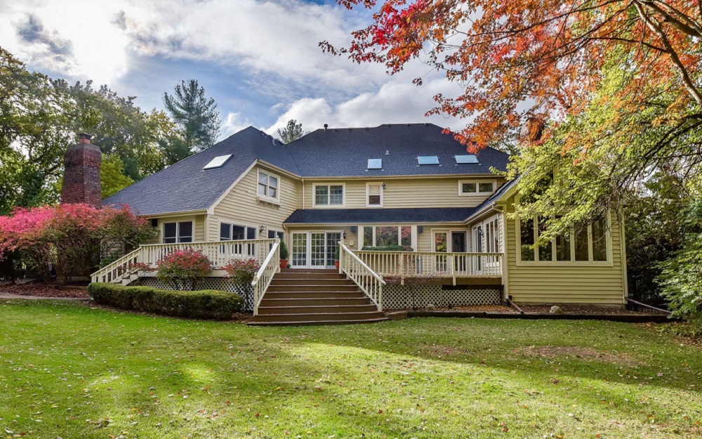 6 Estates Packed with Detail - Haven Lifestyles