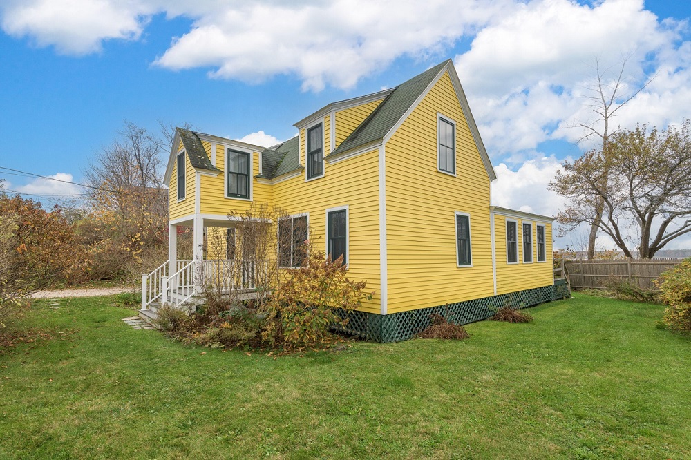 7 Stunning Old-Timer Homes on the New England Market - Haven Lifestyles