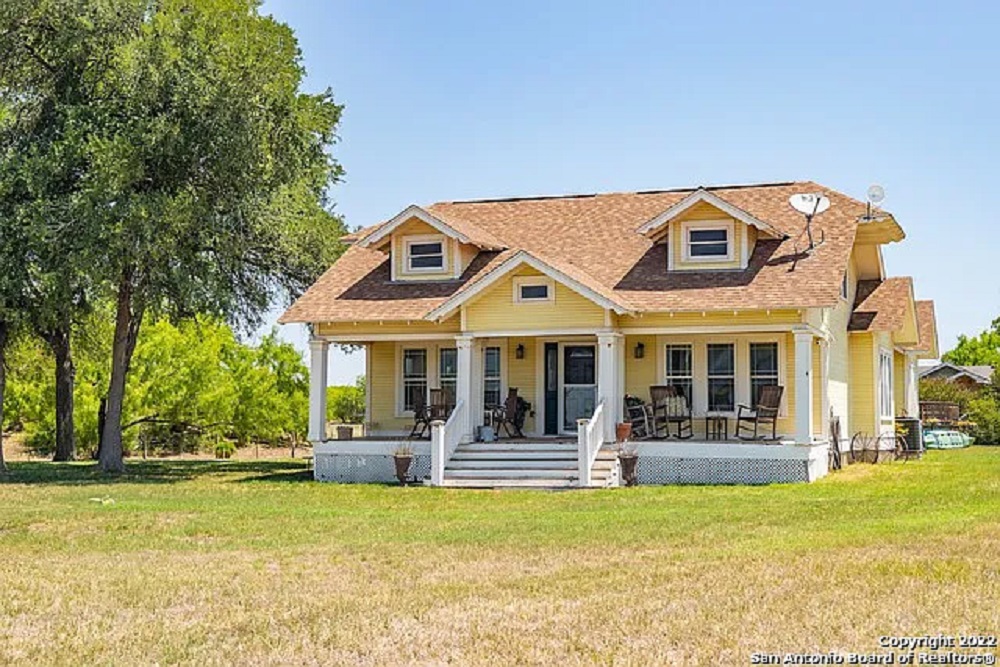 10 Beautiful Farms & Ranches on the Market - Haven Lifestyles