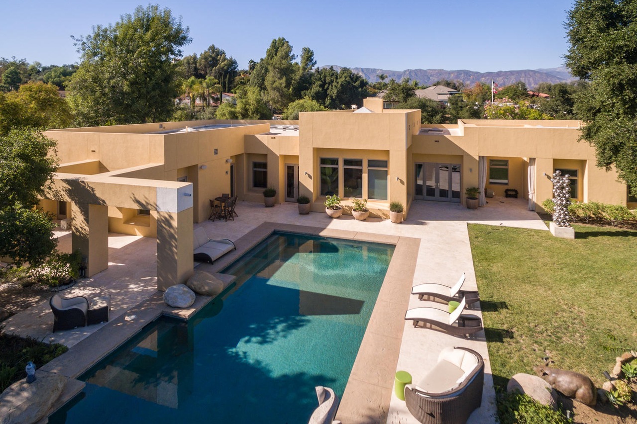 5 Desirable Homes on the Market with Refreshing Pools - Haven Lifestyles