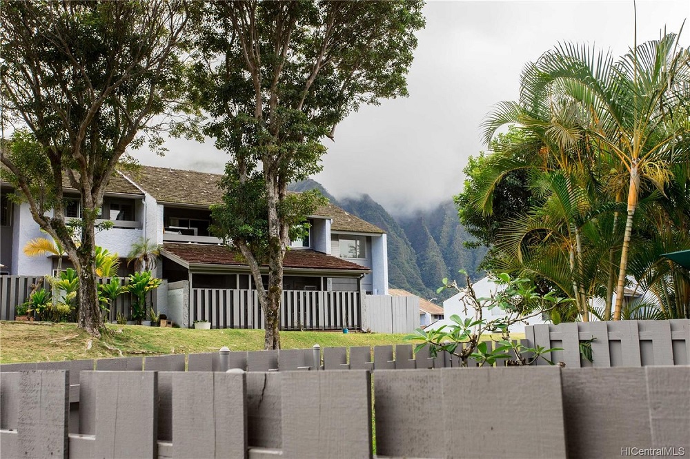 7 Gorgeous Hawaii Condos On The Market - Haven Lifestyles