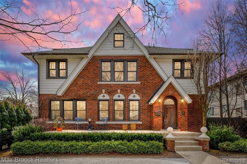 10 Michigan Homes On The Market In Sought-After Neighborhoods - Haven ...