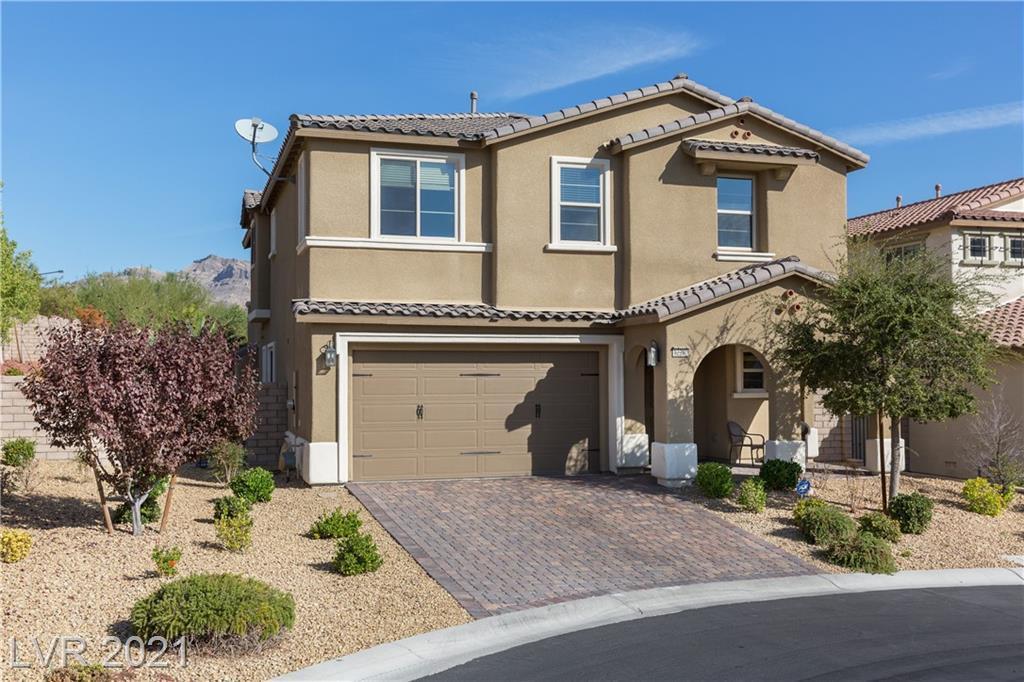 4 Gorgeous Homes On The Market In Desirable Gated Communities - Haven Lifestyles