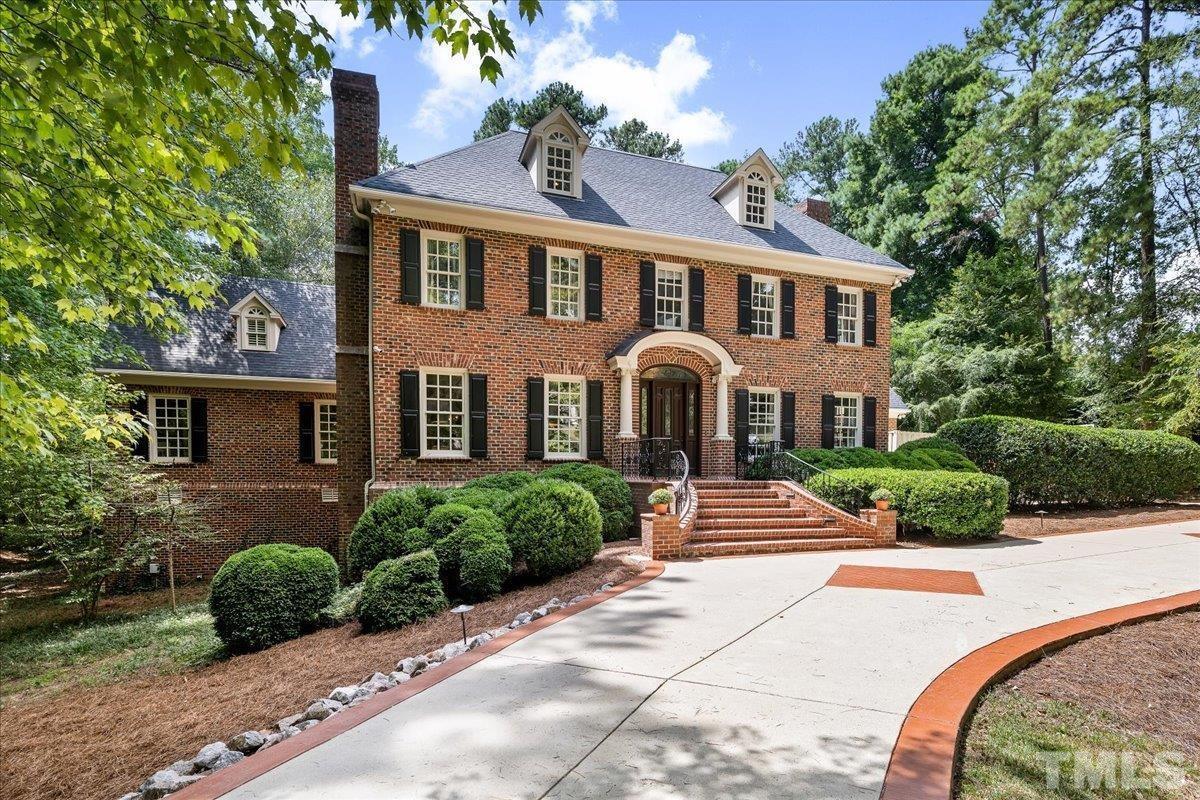 8 Luxurious North Carolina Homes On The Market - Haven Lifestyles