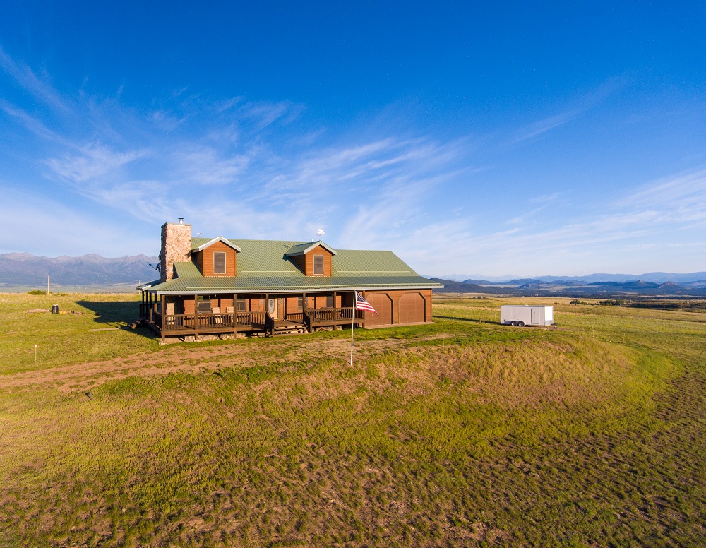 9 Colorado Ranch Homes on the Market - Haven Lifestyles