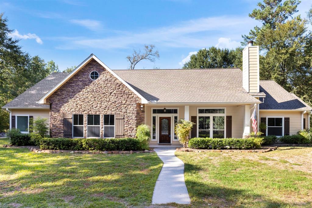 7 Quaint Homes on the Market - Haven Lifestyles