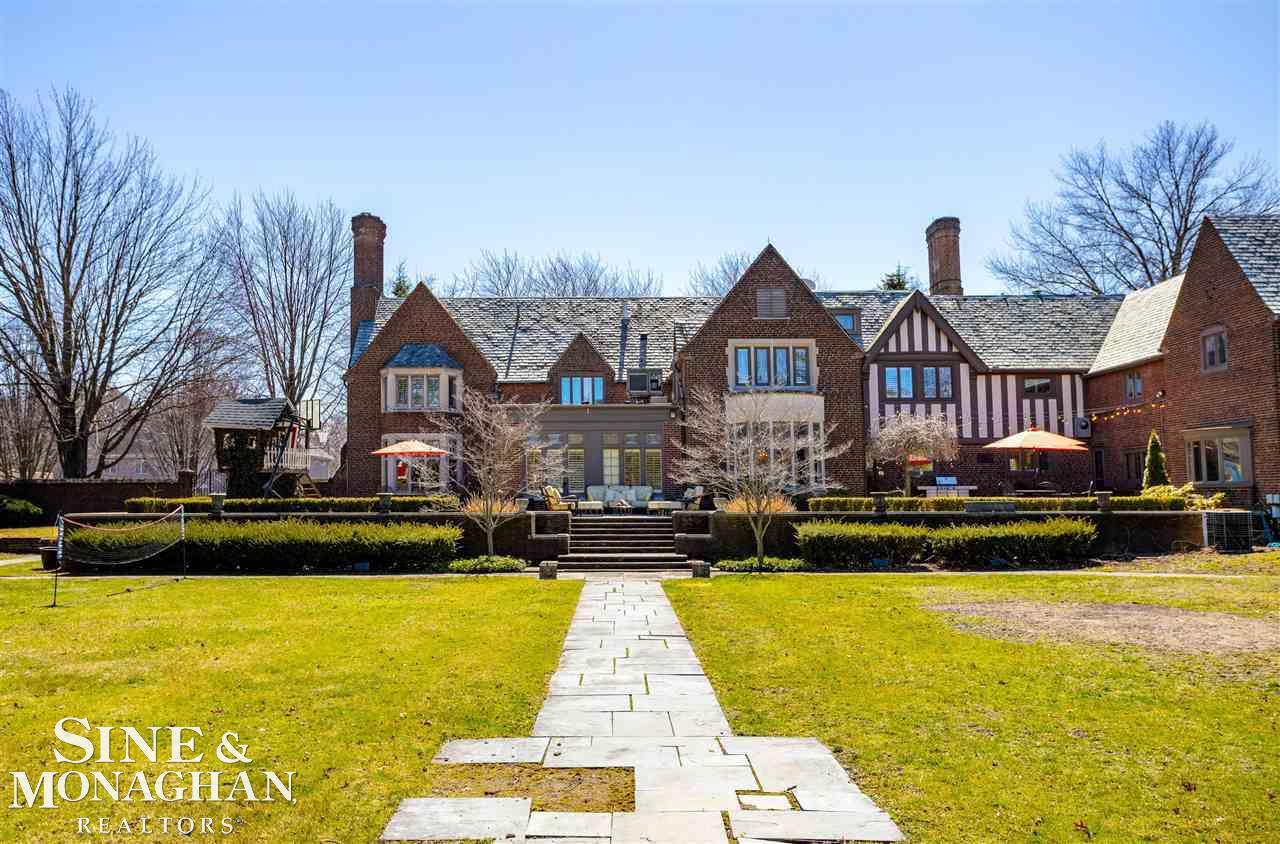 10 Michigan Homes with Timeless Design - Haven Lifestyles