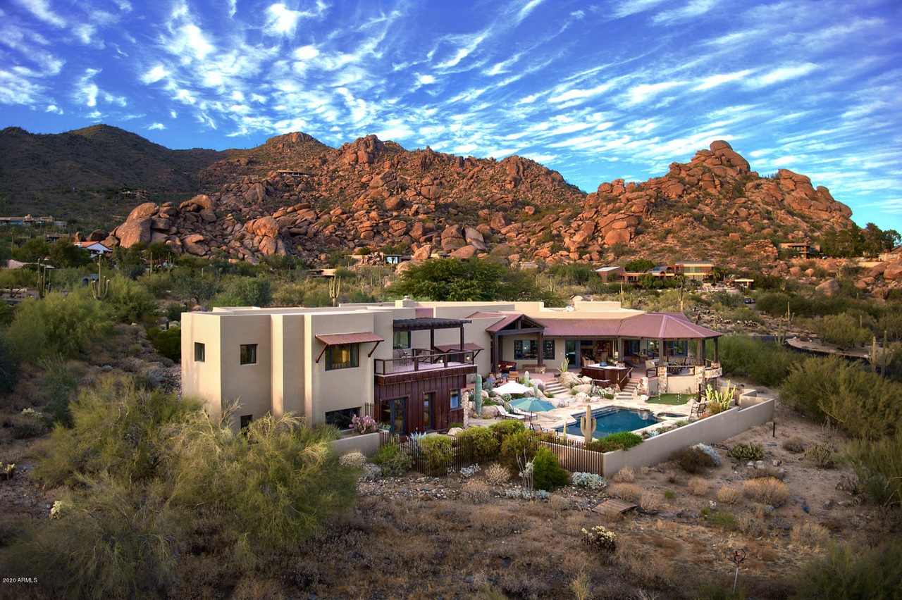 10 Sprawling Homes Over 6000 Sq Ft on the Market - Haven Lifestyles