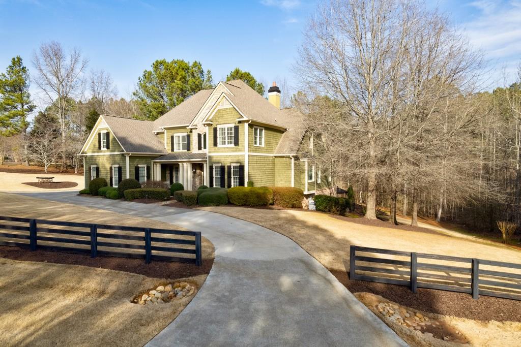 4 Georgia Homes with Stunning Pool Designs for Sale - Haven Lifestyles
