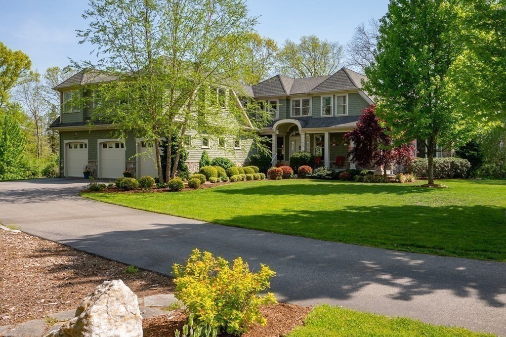 7 Homes On The Market In Desirable Locations - Haven Lifestyles