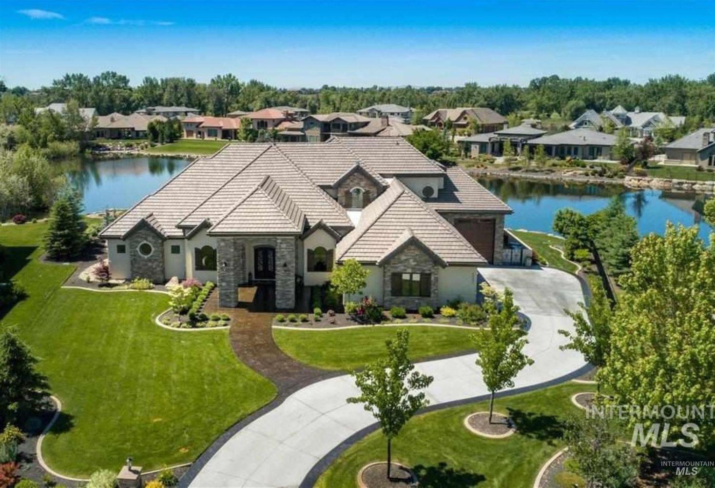 9 Waterfront Properties for Sale in Montana & Idaho - Haven Lifestyles