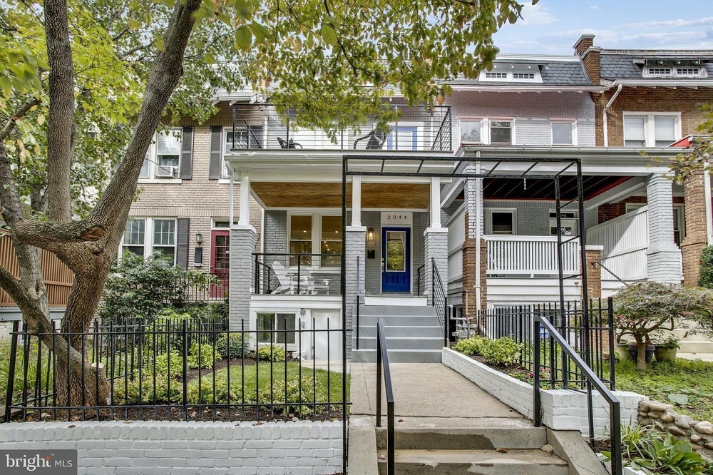 7 Stunning Townhomes On The Market In Washington DC - Haven Lifestyles