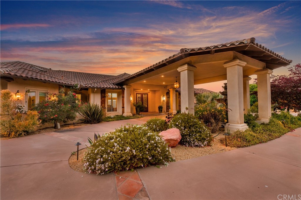 5 Homes On The Market In Desirable Gated Communities - Haven Lifestyles