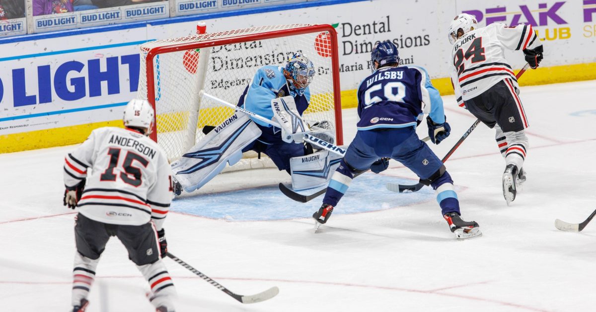 Rockford IceHogs | RECAP: Hogs Battle Back to Earn Point in OT Loss