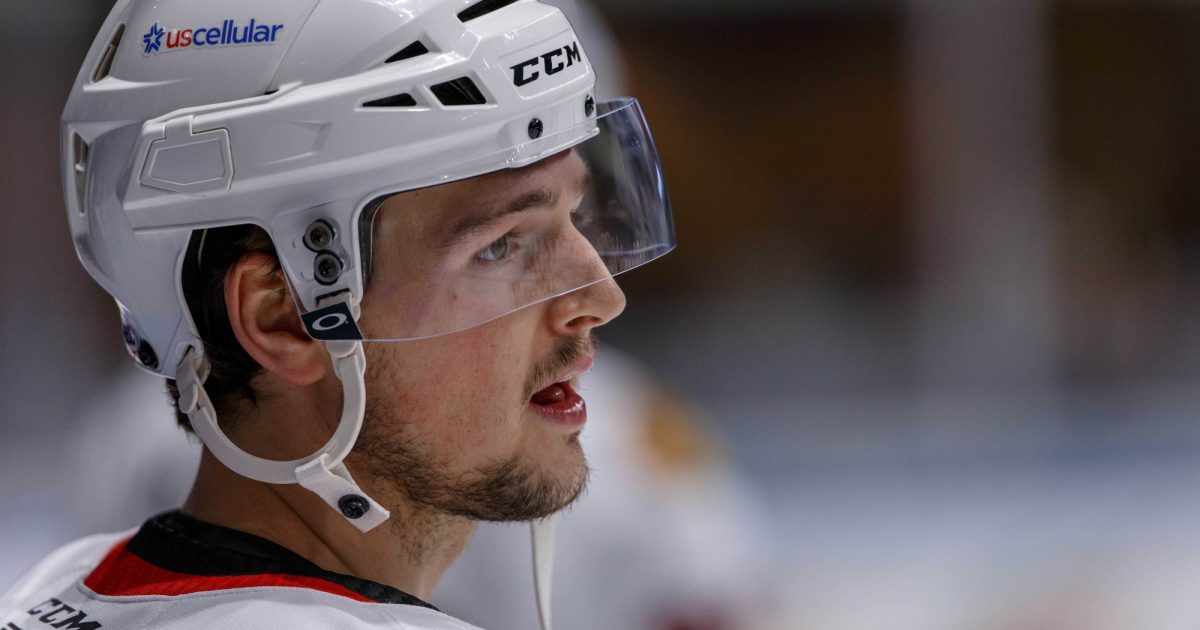 Rockford IceHogs | FEATURE: Luke Philp's Road Back from Injury