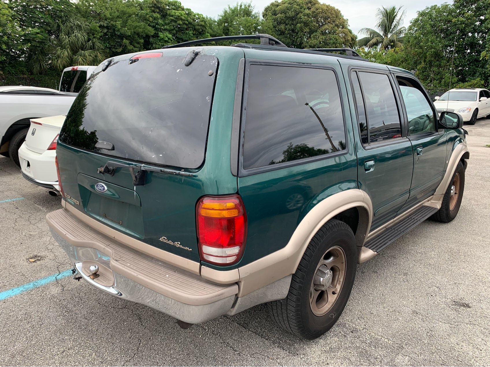 Used 2000 FORD EXPLORER EDDIE BAUER for sale in MIAMI | 124599
