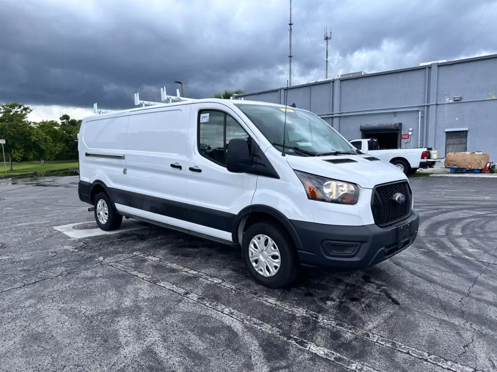 Used 2022 FORD TRANSIT 150 CARGO VAN for sale in MIAMI | 142529
