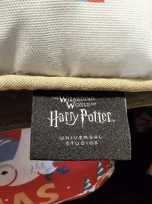 Wizarding World of Harry Potter Universal Studios Happy Christmas ...