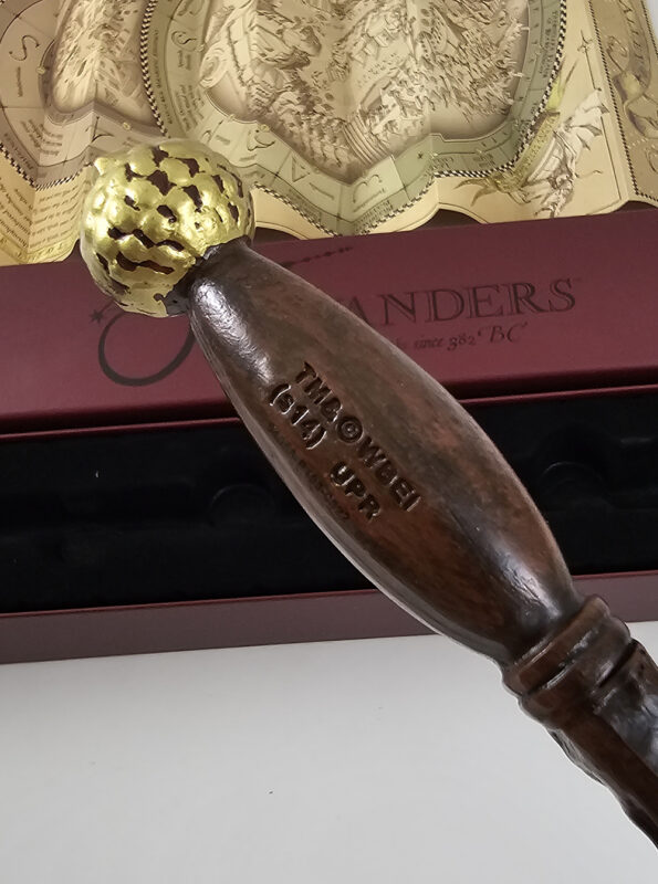 Wizarding World of Harry Potter Universal Studios Parks Ollivander ...