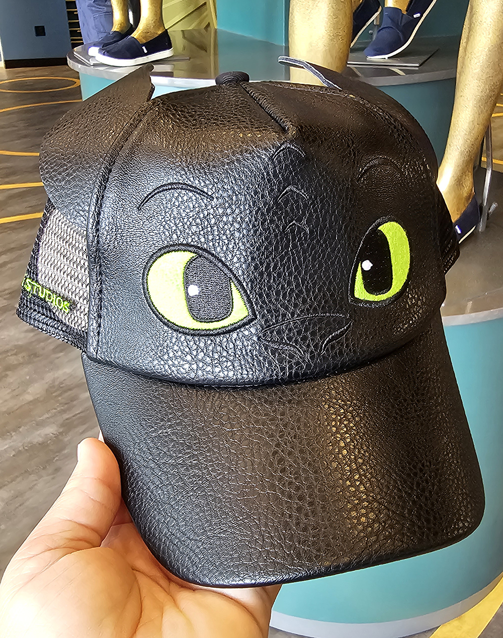 Epic Universe How to Train Your Dragon Isle of Berk YOUTH Hat Toothless ...