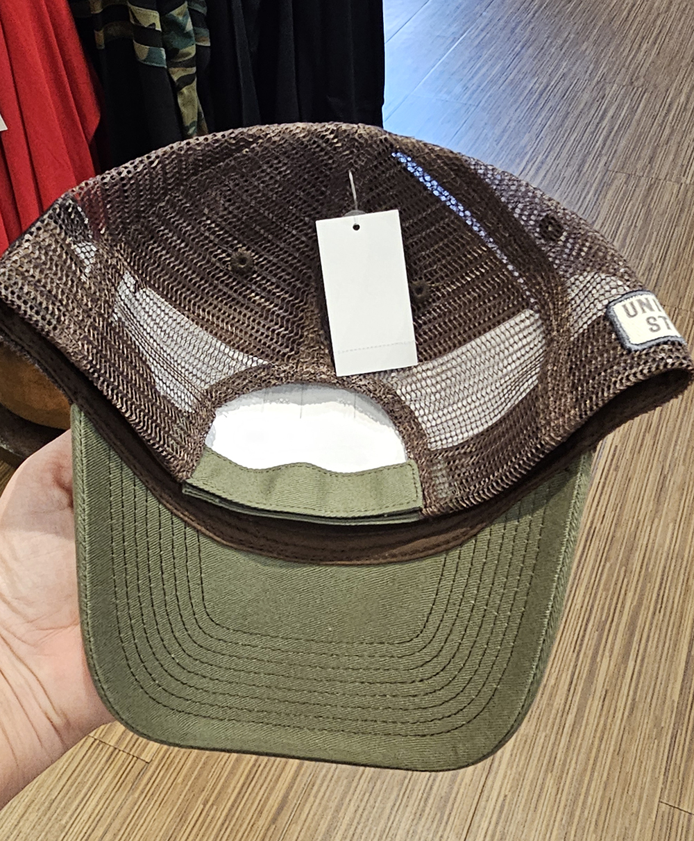 Jurassic World Universal Studios Parks Into the Wild Patches Hat – Hedgehogs Corner