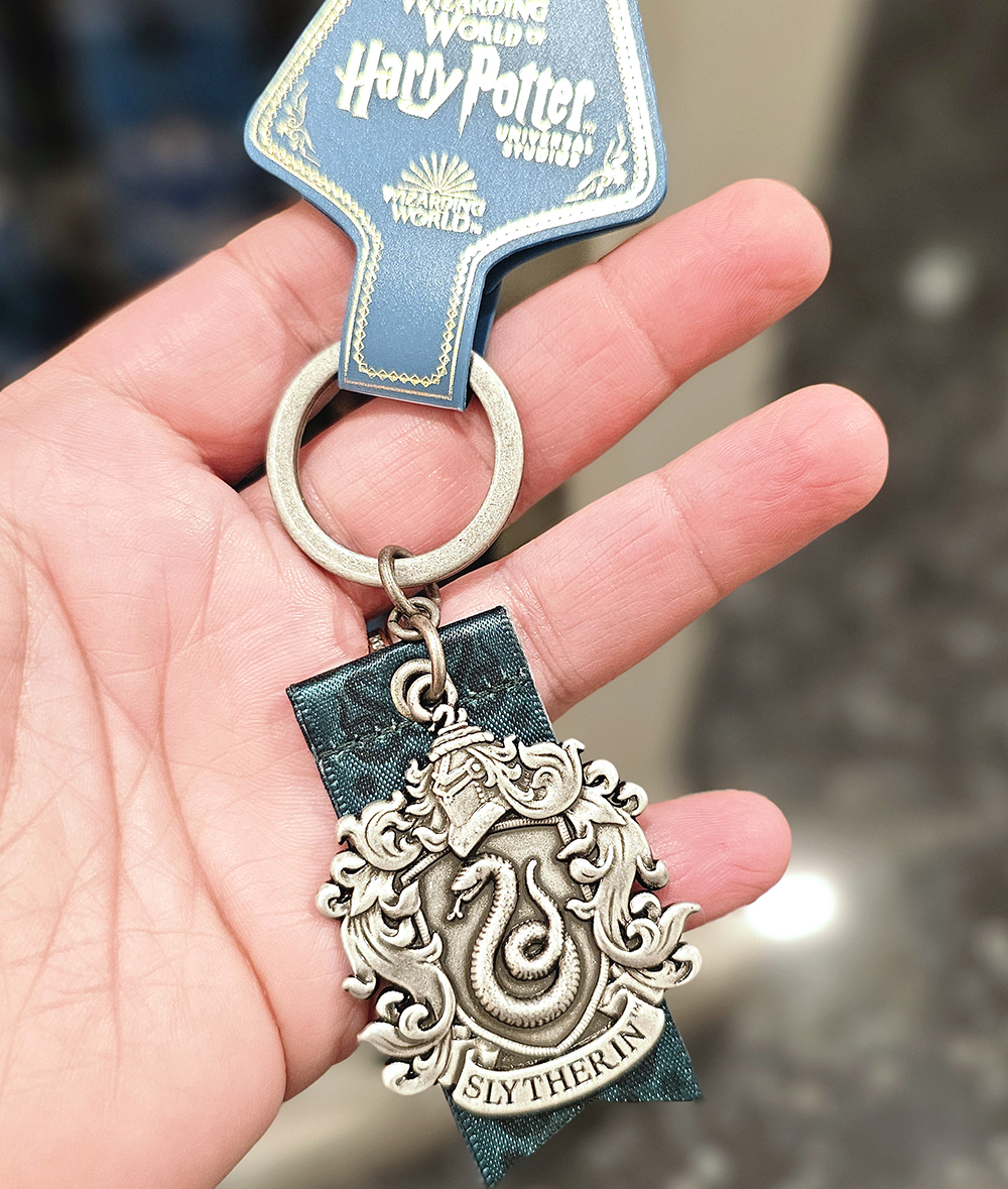 Universal Epic Universe Harry Potter Keychain with Slytherin Crest and ...