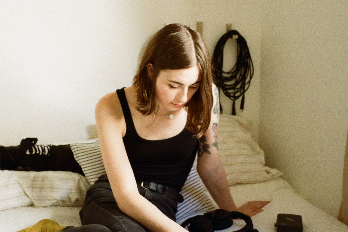 Café Marvin puesta de largo de Claire Rousay - Revista Marvin