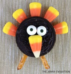 Fun Thanksgiving Activities for Kids: How to Craft a Turkey