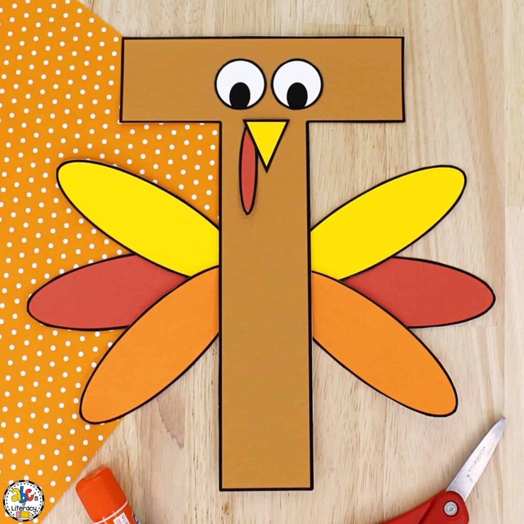 Fun Thanksgiving Activities for Kids: How to Craft a Turkey