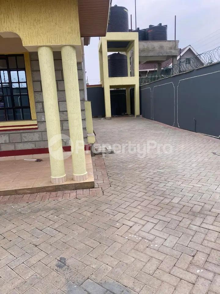 5 bedroom Bungalow Houses for rent Mihango Nairobi (PID: 4AVYJ ...