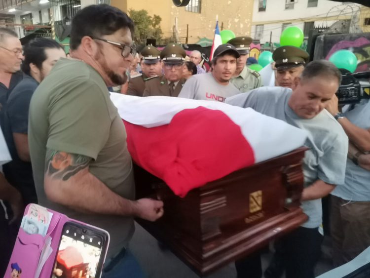 Trasladan restos del cabo Daniel Palma a Funeraria Riquelme de Rancagua