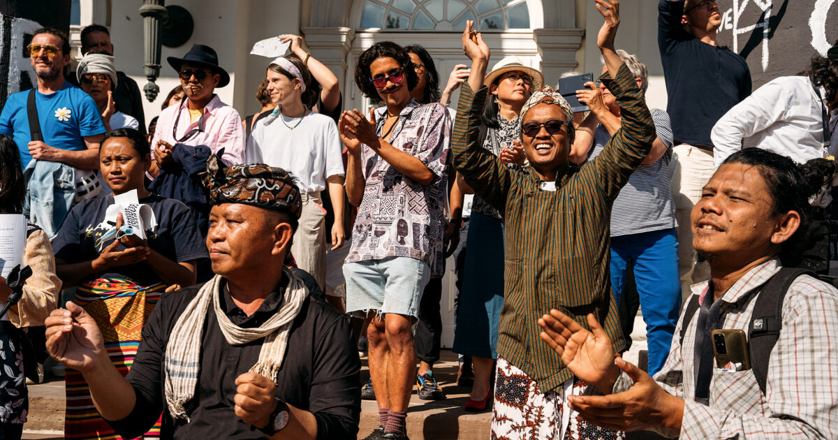 What Does Collectivist Art Look Like? - In These Times